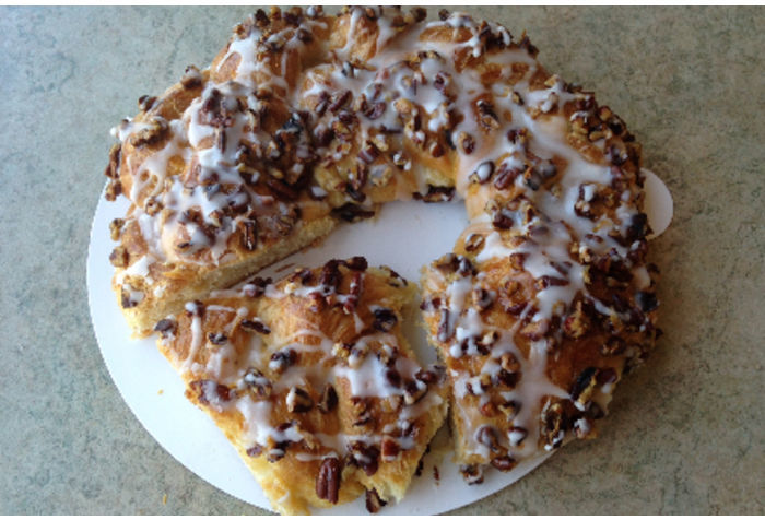 Buy Pecan Danish Ring Online | Mercato